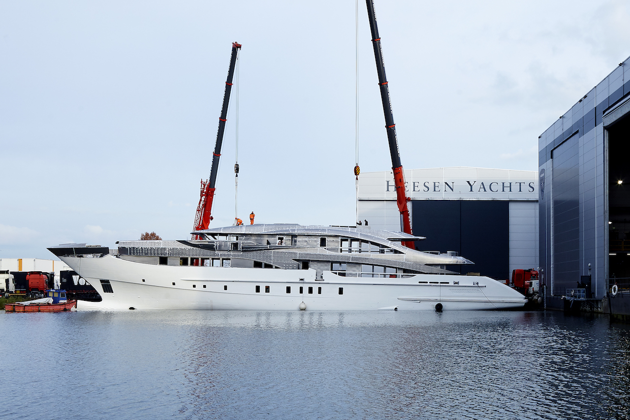 Yacht PROJECT NEPTUNE, Heesen Yachts | CHARTERWORLD Luxury Superyacht Charters